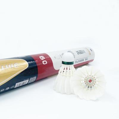 China Dmantis D60 Cheap Class a Duck Feather Shuttlecock Eco-Friendly 3in1 Badminton Shuttlecock for Sale for sale