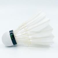China Dmantis First Grade Duck Feather Shuttlecock OEM Badminton Shuttlecocks D60 for sale