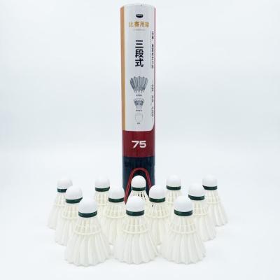 China Badminton Shuttlecock Birdies Hybrid Shuttlecock Class A Duck Feather for sale