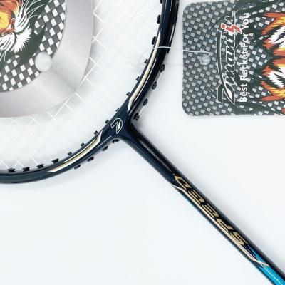 China New Style Professional Half Carbon Shuttlecock Racquet Graphite Fiber Badminton Racket Dmantis for sale