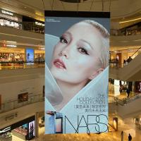 China Indoor Ultra-Thin Double-Sided LED Display Screen for sale