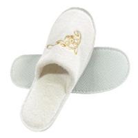 China High Quality Disposable Ultra Soft Coral Fleece Slippers with Customized Material for Hotel Resort & Spa Use for sale