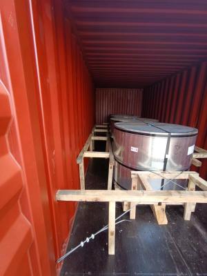 China 0.2 - 1.2mm Color Coated Steel Coil With Bright And Smooth Surface for sale