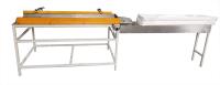 China Semi-Auto N Fold Sleeve Packaging Hand Towel Making Machine Pneumatic for sale