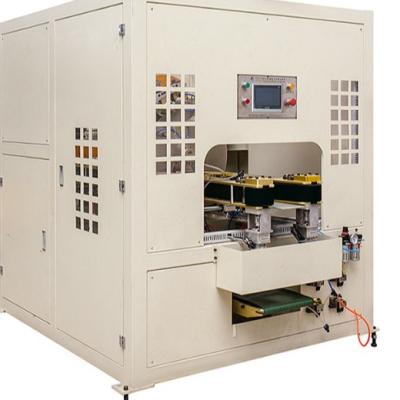 China 5 Servo Motors Toilet Paper Roll Cutting Machine AC380V 50Hz 7.7KW for sale