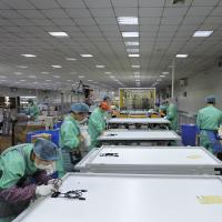 China 670W Bifacial Solar PV Panel 132Cells 10BB 210mm PERC for sale