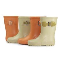 China Wellington Style Waterproof Rain Boots Cutsom Color Half Tube Rubber for sale