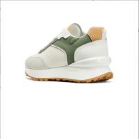 China Comfortable Mesh Causal Design Sneakers Breathable Athletic Walking Running Sport Shoe for sale