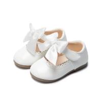 China 2023 New Stylish Leather Bow Cute Sweet Flat Dancing Princess Baby Girl Shoes for sale