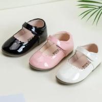 China 2023 New Stylish Leather Bow Cute Sweet Flat Dancing Princess Baby Girl Shoes for sale