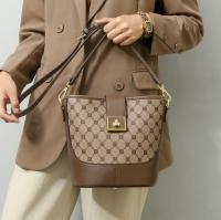 China Zipper Women Shoulder Handbag Large Capacity Bucket Crossbody Shoulder Handbag for sale