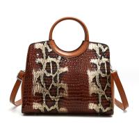 China Large Capacity Women Shoulder Handbag Leopard Printed Fashionable Shoulder Bag for sale