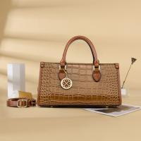 China PU Women Fashion Handbag Crocodile Pattern Handbag Retro Pillow Type for sale