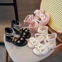China Girl'S Sandals Cute Princess Soft Sole Flower Open Toe Sandals Beach Shoes for sale