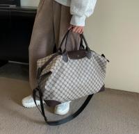 China Trendy And Fashionable Women Travel Bag Dry And Wet Separation Travel Bag for sale
