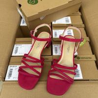 China Women Casual Sandals High Quality Fashionable Thick Heeled Sandals Beach Shoes for sale