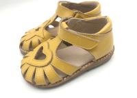 China Yellow Soft Kids Slippers Sandals Mirrored Cowhide Leather Closed Toe Sandals for sale