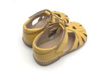 China Yellow Soft Kids Slippers Sandals Mirrored Cowhide Leather Closed Toe Sandals for sale