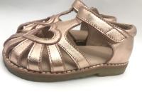 China Soft Kids Shoes Gold Summer Sandals With Close Toe For Baby Girls for sale