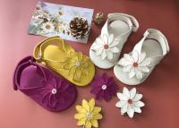 China Handmade Flower EU 19-22 Rubber Outsole Kids Shoes pigskin Lining for sale