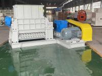 China AC Motor Double Tooth Roller Crusher 30 - 45 m3/H Capacity Raw Material Processing for sale