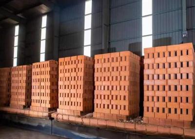 China Automated Clay Brick Tunnel Kiln 2.5m-6.9m Section with 50,000-180,000 Pcs/Day Capacity for sale
