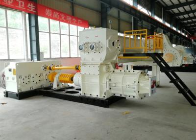 China Semi Automatic Clay Brick Making Machine 8,000-28,000 pcs/hr with CE/SGS/ISO9001 Certification for sale