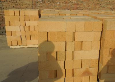 China Clay Refractory Bricks 30-48% Alumina Content with 1570-1730℃ Refractoriness for Industrial Kilns for sale