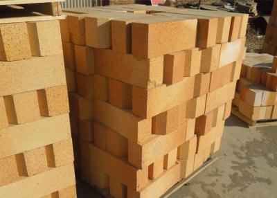 China Fireproof Refractory Brick Material - Low Thermal Conductivity 1.5 W/m.K, Thermal Shock Resistance 15+ Cycles, 45 MPa Crushing Strength for sale