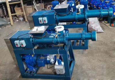 China Laboratory Pottery Clay Brick Pug Mill Vacuum Extruder - 2-3 ton/h Capacity, 150-180mm Outlet for sale
