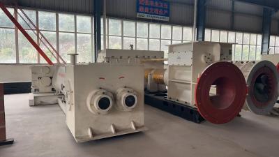 China Vacuum Extruded Clay Brick Block Tile Making Machine EV50A 10000-13000pcs/hr for sale