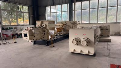 China Automatic Vacuum Extruder Clay Brick Making Machine 100000 pcs Daily Capacity EV Series for sale