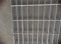 China Pedestrian Catwalk Steel Grating Serrated Hot Dipped Galvanized Grating for sale