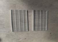 China Pedestrian Catwalk Steel Grating Serrated Hot Dipped Galvanized Grating for sale