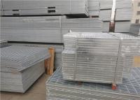 China Serrated Stair Tread Platform Steel Grating Hot Dipped Galvanized 3X30 for sale