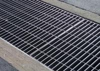 China Construction Platform Catwalk Steel Grating 20mm Hot Dipped Galvanized for sale