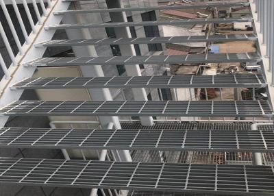 China Workplace Sawtooth Catwalk Steel Grating Non Slip Q235 Carbon Steel for sale