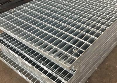 China Galvanized Catwalk Steel Grating Plate Stainless Steel 304 Sliver Color for sale