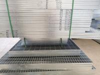 China ODM Hot Dip Galvanizing Compound Steel Grating 1m Width T4 Type Factory Outdoor for sale