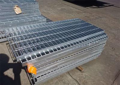 China 304 SS 316SS Carbon Steel Driveway Grates Grating 12m Length High Strength for sale