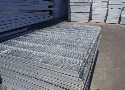 China Skid Proof Carbon Steel Driveway Drainage Grates 65x5mm Floor Walkway for sale