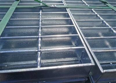 China Chemical Plant Hot Dip Galvanized Steel Grating 1m Serrated Sheet for sale