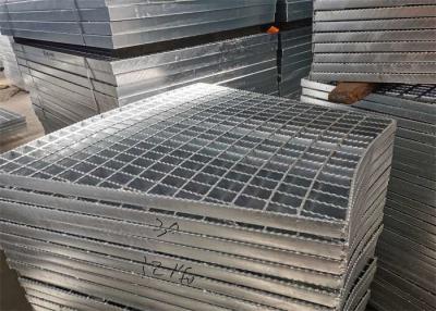 China Toothed Galvanized Steel Driveway Grates Grating Aluminum 6063 For Stadium Drain for sale