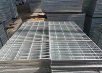 China 6mm Thick Heavy Duty Driveway Drainage Grates 25x3mm Serrated Type for sale
