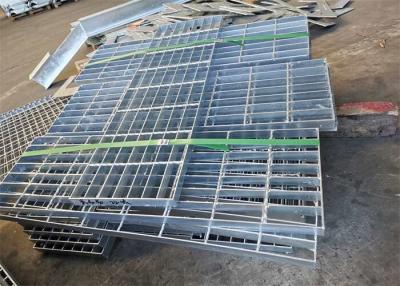 China Municipal Drain Q345 Steel Driveway Grates Grating Serrated Type for sale