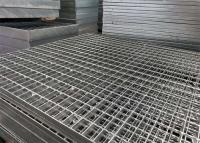 China 20×5mm Hot Dip Galvanized Steel Grating Walkway Metal Grates For Driveways for sale