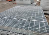 China 1000mm*300mm Hot-Dip Galvanized Steel Stair Sidewalk Welded Steel Grating for sale
