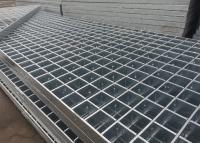 China Hot Dip Galvanized Stainless Steel Grating 8mm Thick Serrated for sale