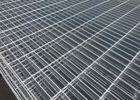 China Silver Q235 Stainless Steel Floor Grating Hot Dip Galvanized High Strength for sale