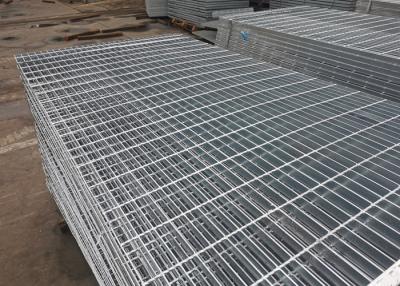 China 2 Meters Width Lightweight Walkway Grating Powder Coating Pressure Welding for sale